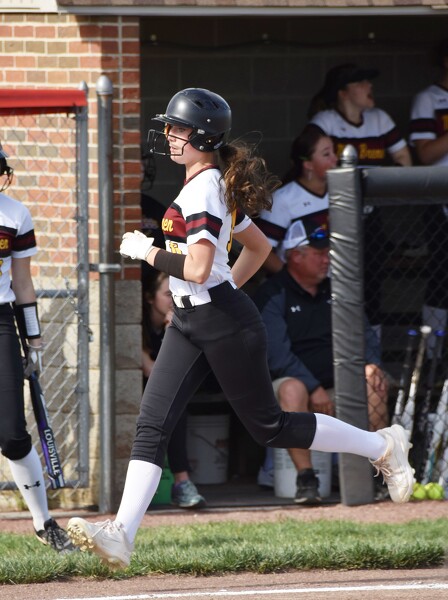 New Bremen vs Hardin Northern softball Photo Album | The Daily Standard
