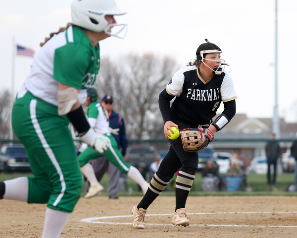 Parkway vs Celina softball Photo Album | The Daily Standard