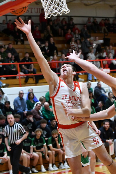 St. Henry vs Celina boys basketball Photo Album | The Daily Standard