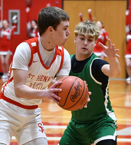 St. Henry vs Celina boys basketball Photo Album | The Daily Standard