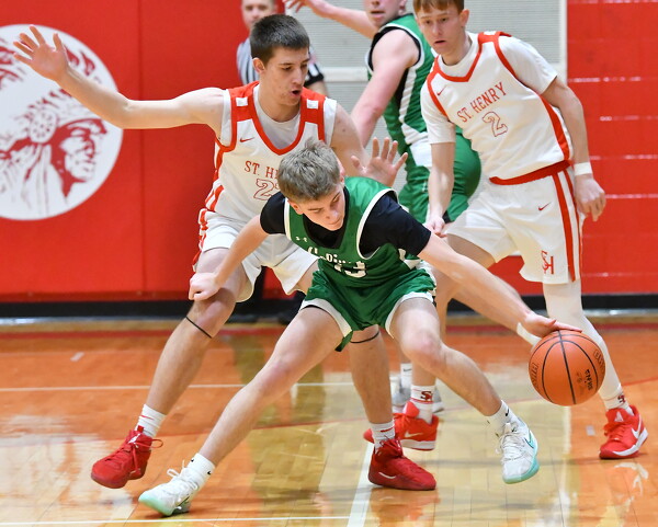 St. Henry vs Celina boys basketball Photo Album | The Daily Standard