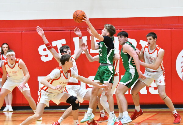 St. Henry vs Celina boys basketball Photo Album | The Daily Standard