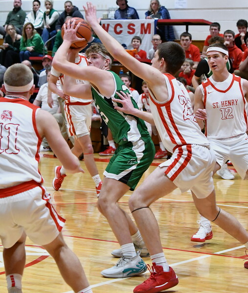 St. Henry vs Celina boys basketball Photo Album | The Daily Standard