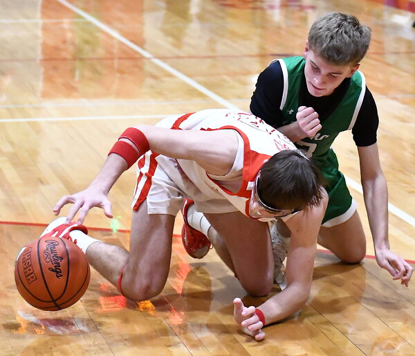 St. Henry vs Celina boys basketball Photo Album | The Daily Standard